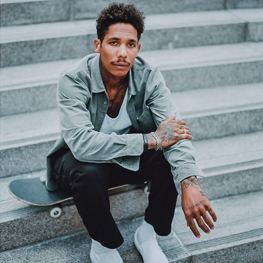 Boo Johnson – INKEEZE